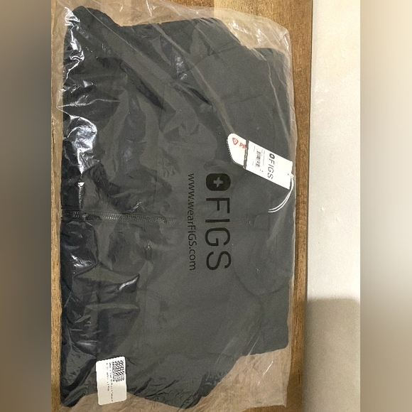 Figs | Jackets & Coats | Figs New On Shift Packable Puffer Jacket Small Black Limited Edition ...